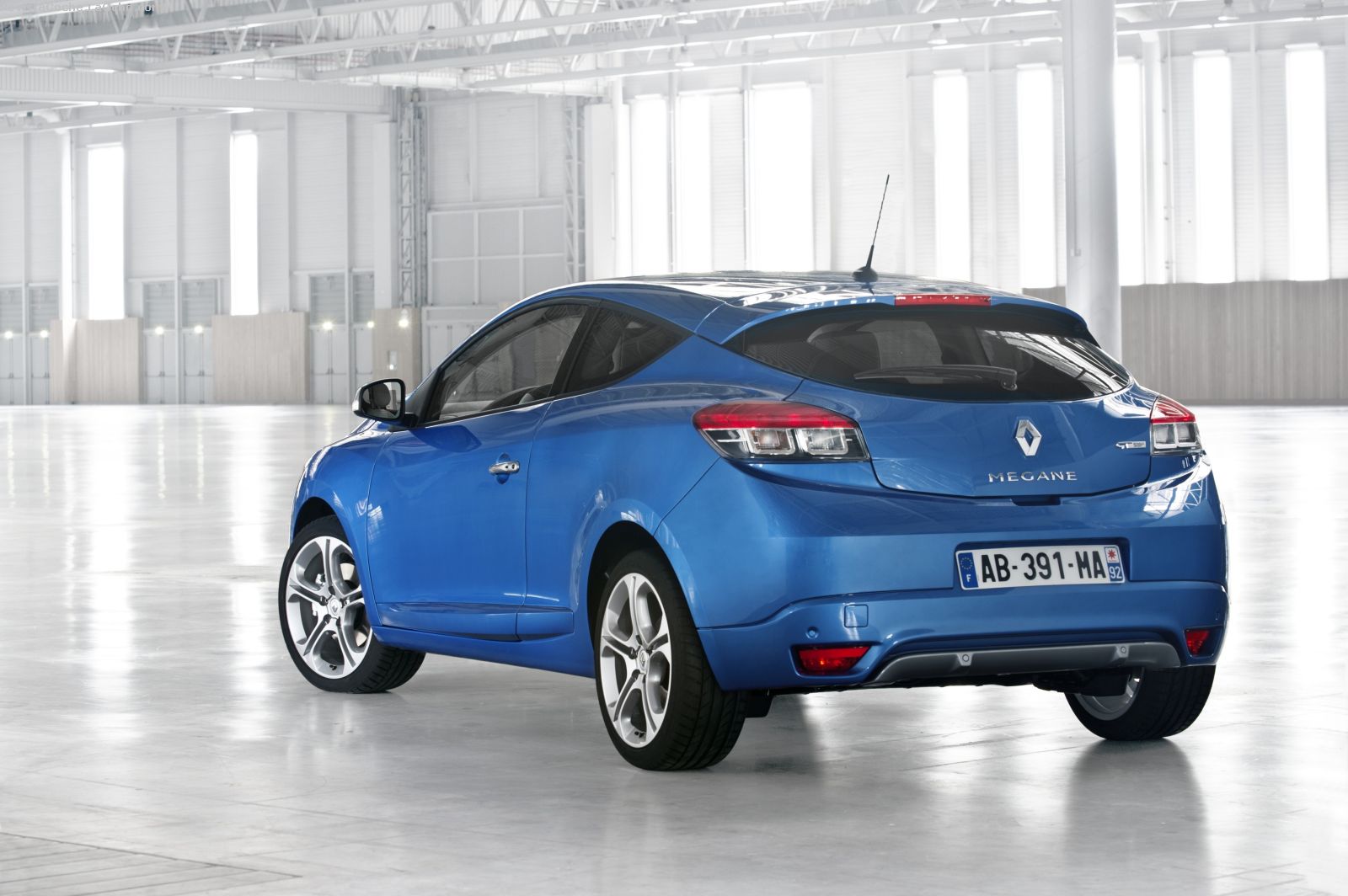 Revista Coche: Llega a España el nuevo Renault Megane que estrena el ...