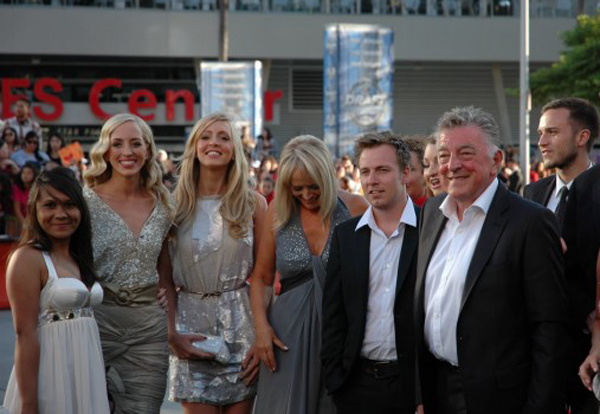 Robert Pattinson Family Photos and Stills ~ Celeb-Family