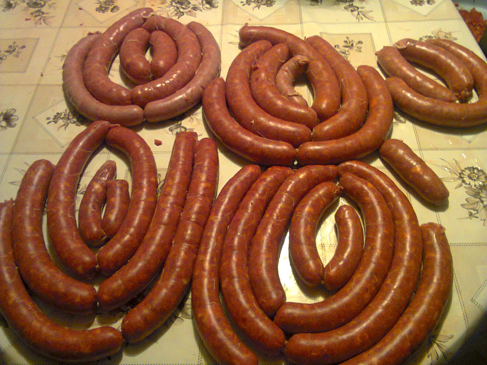 Recepti Sneza: domaca sremska kobasica