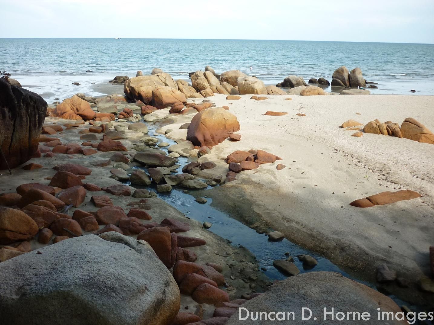 *The KUANTAN blog*: Free time at Teluk Chempedak beach, Kuantan