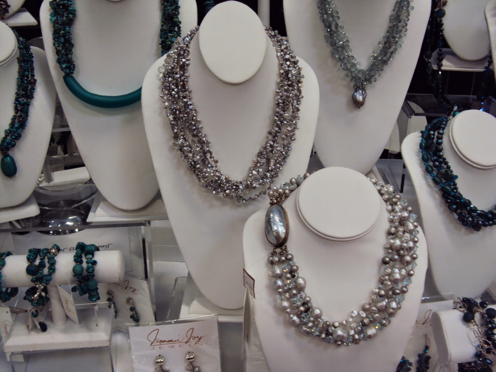 Kat's Kloset: Style Spotlight On: Beth Gaines' Northern CA Women's Forum!!