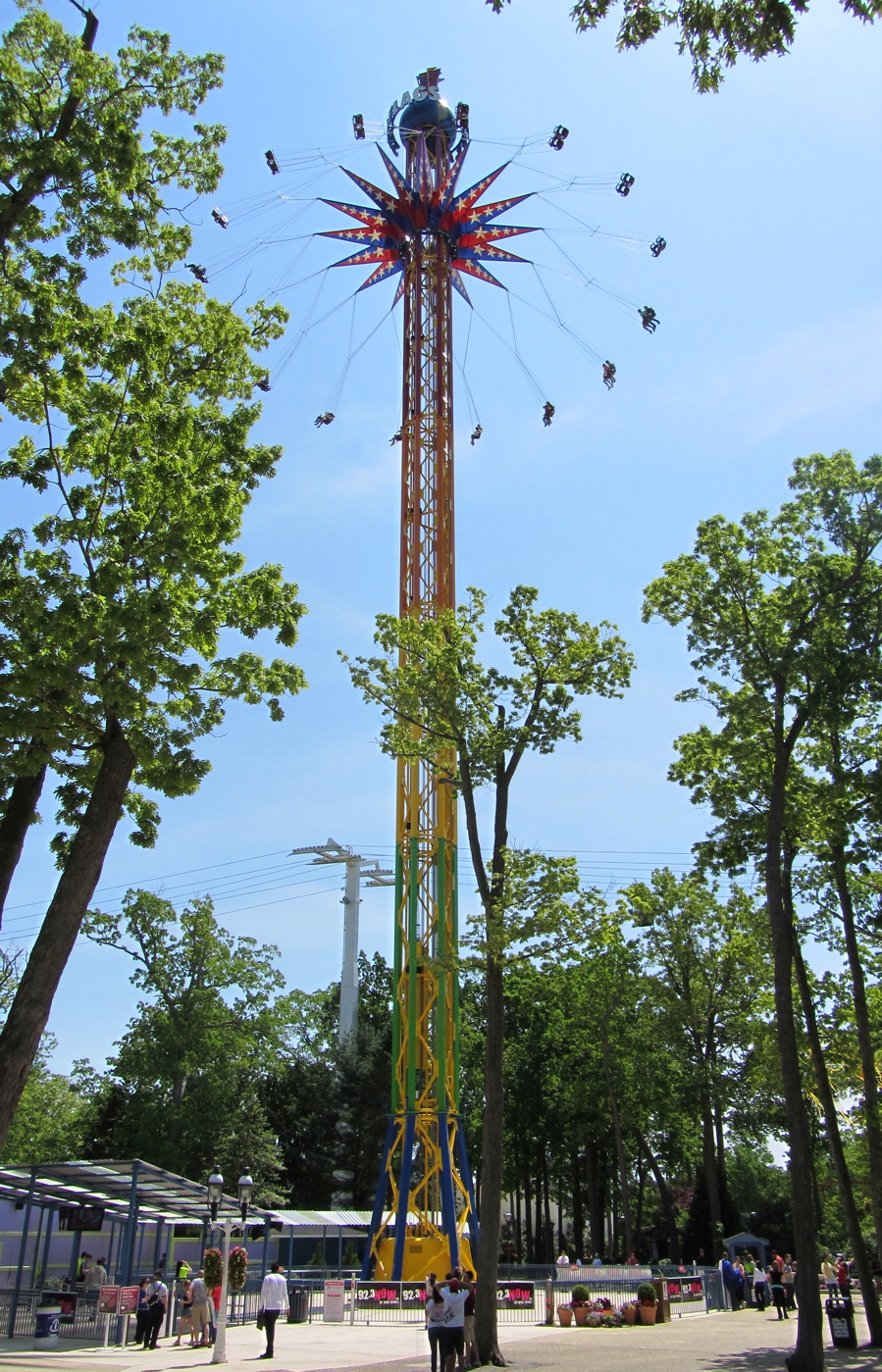 NewsPlusNotes: SkyScreamer and Adventure Alley Debut at Six Flags Great ...