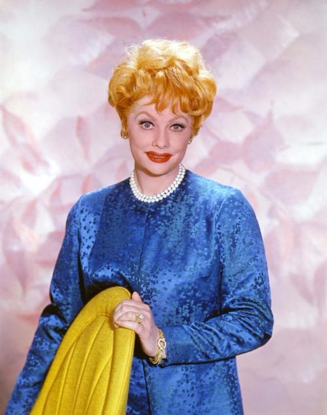 When She's Older, 18 Stunning Color Pictures Prove That Lucille Ball ...