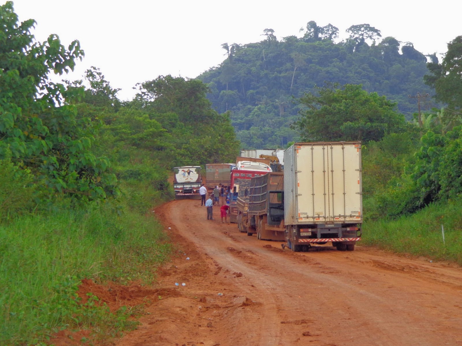 Brasil Novo Notícias: Transamazônica - Atoleiro no km 205 provoca ...