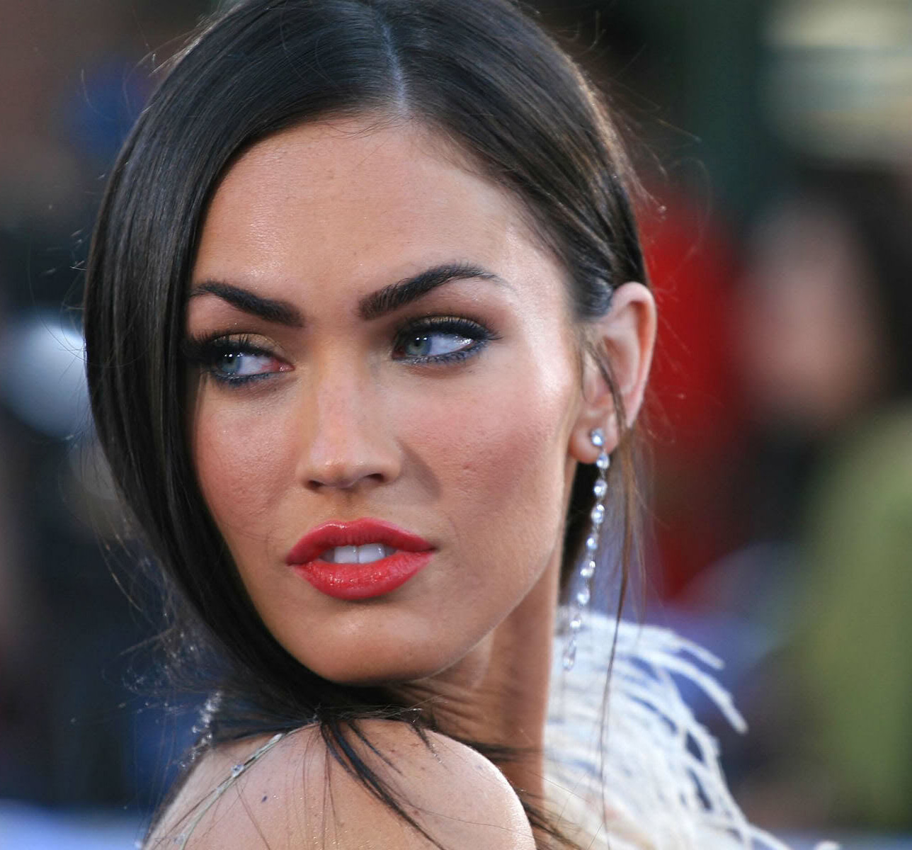 Beautiful Megan Fox High Quality Wallpapers