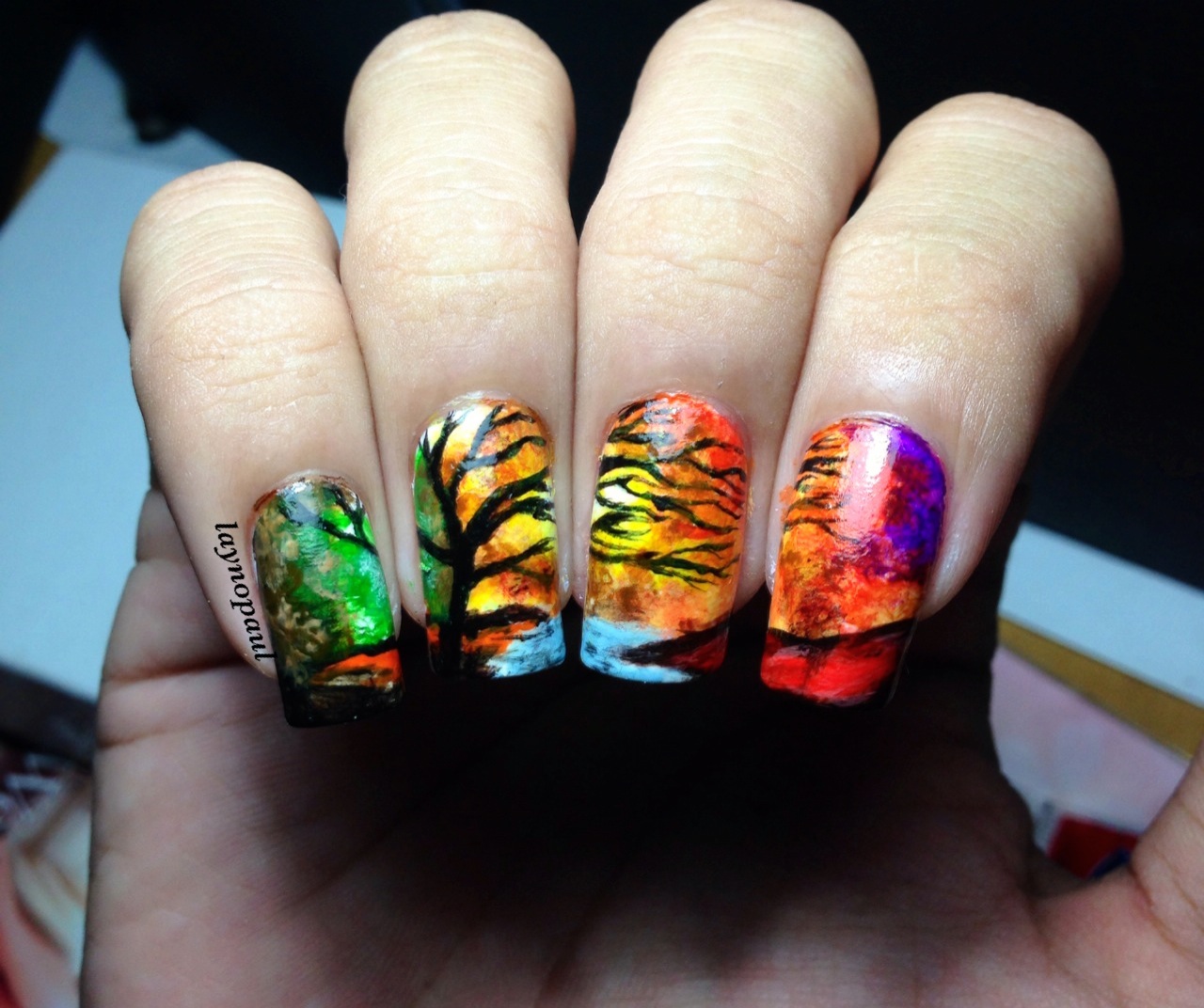 PiggieLuv: Twin nails inspired by Osnat Tzadok
