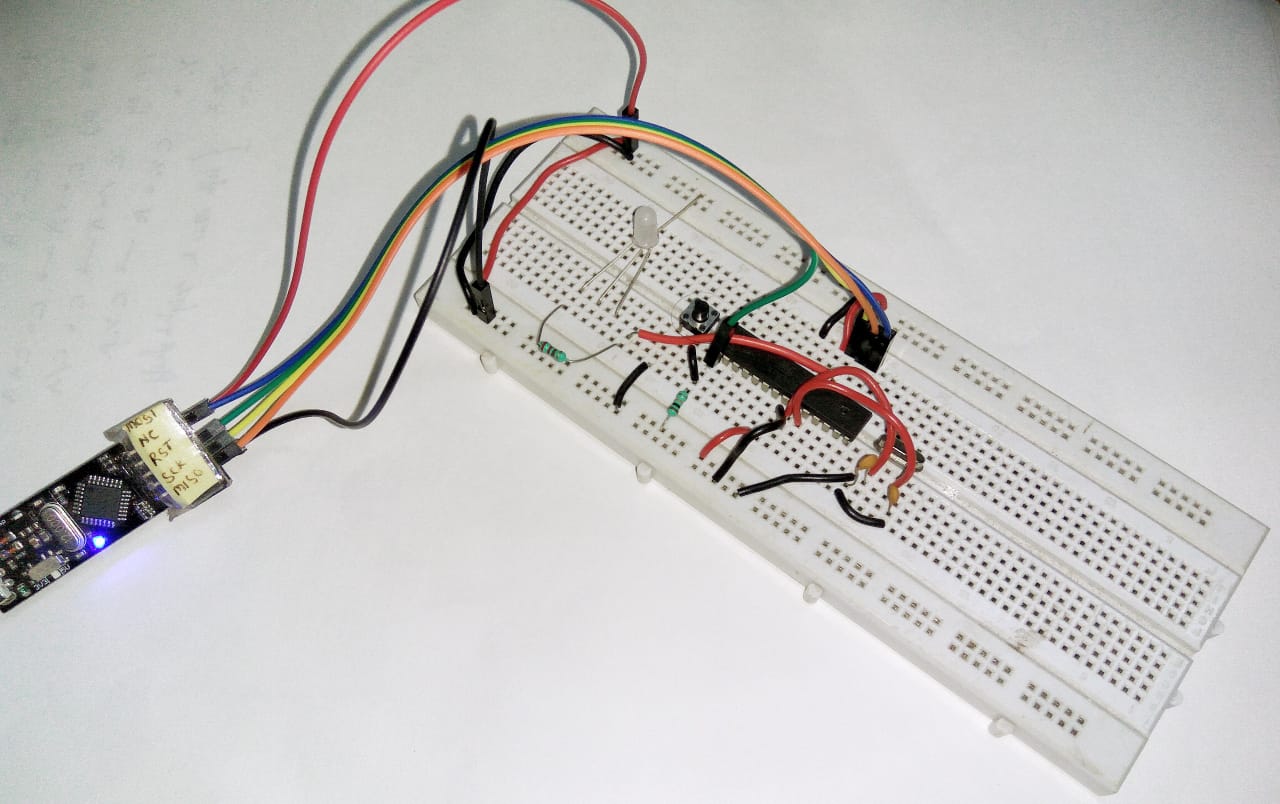 Atmega328/P: Basic Circuit and Configuring Fuse Bits
