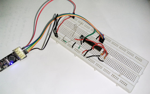 Atmega328/P: Basic Circuit and Configuring Fuse Bits