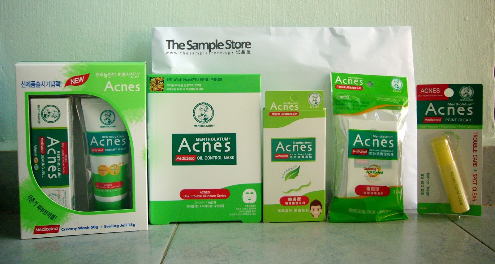 Sleepy Beauty : Acnes Medicated Skincare Hamper