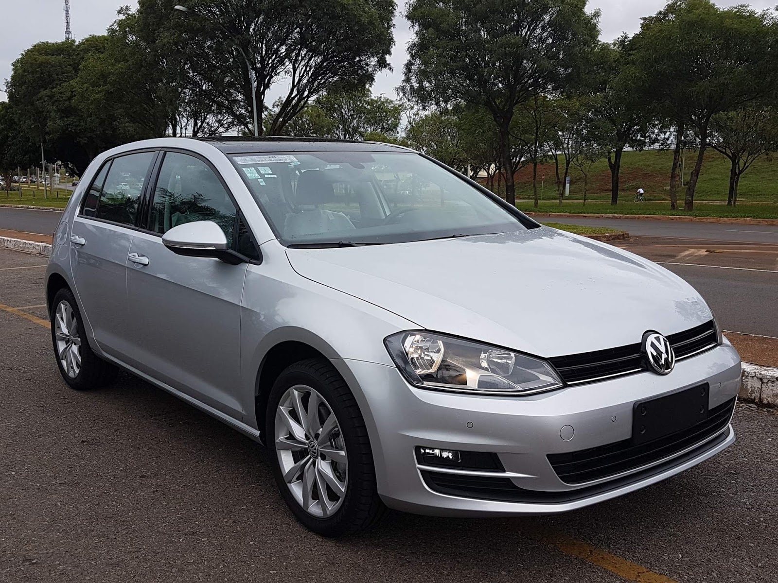 VW Golf 1.6 MSI Automático Flex tem desconto de R$ 12 mil