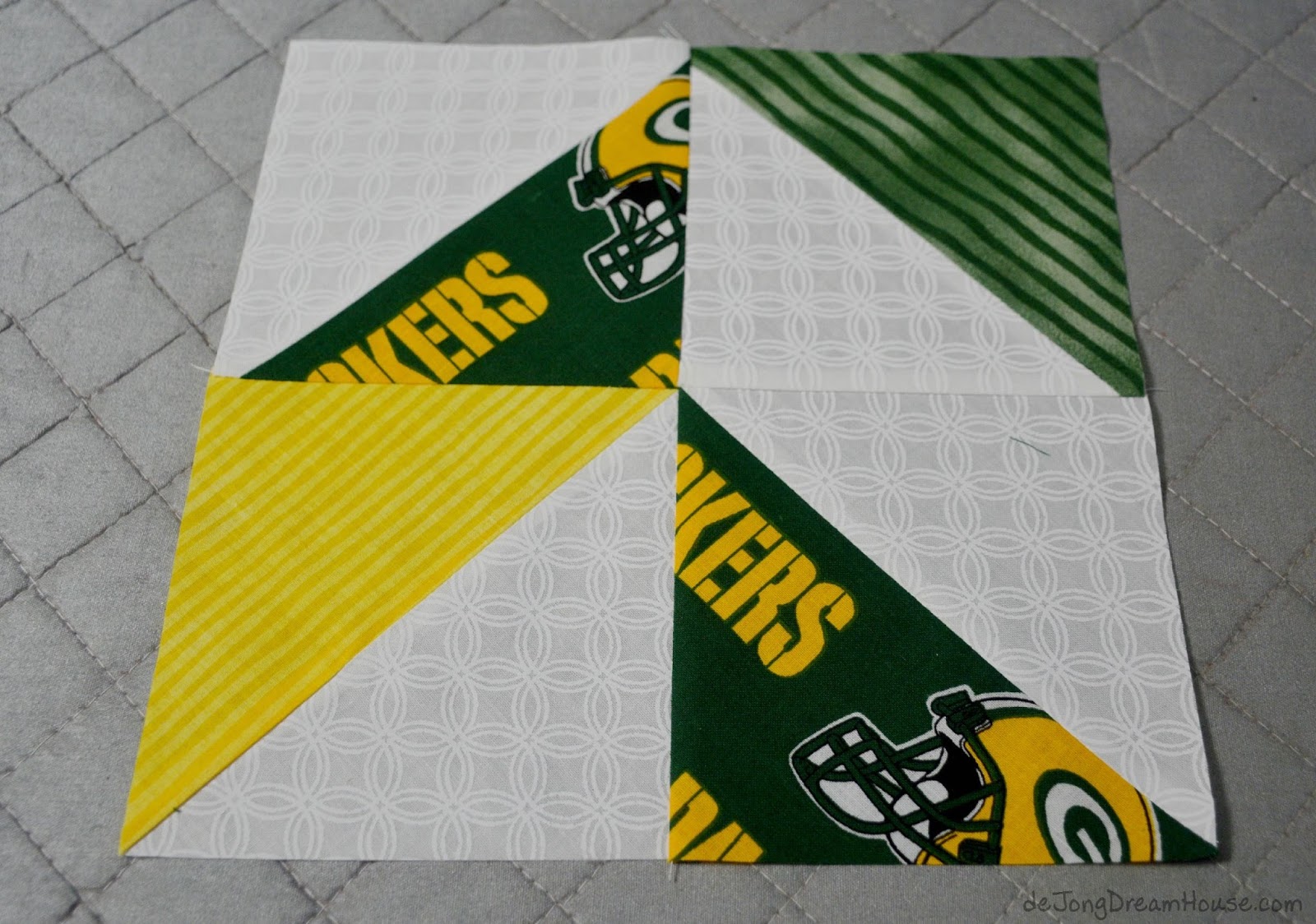 de Jong Dream House: Quilt #27: Packer-Viking Quilt