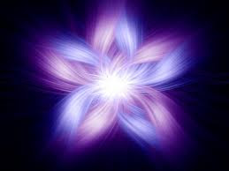 Radiante espiral de la llama Violeta
