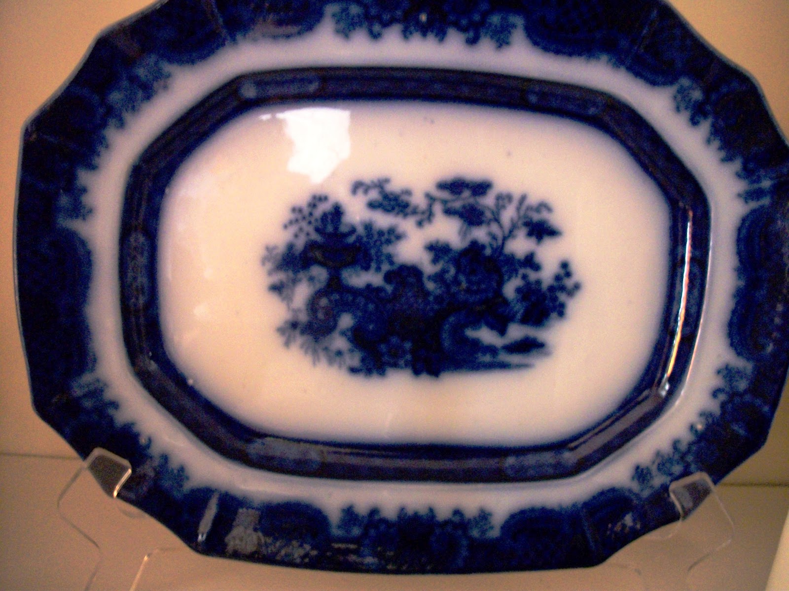 Writing Straight from the Heart: Collection of Flow Blue China