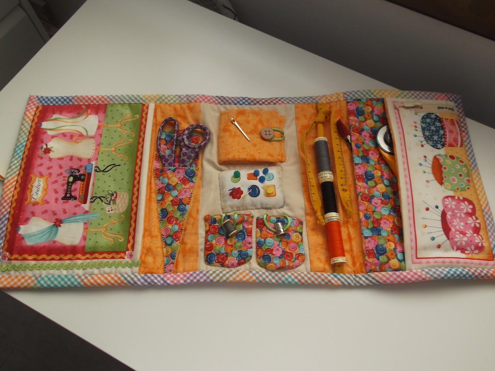 L'estoneta: COSTURERO EN TELA