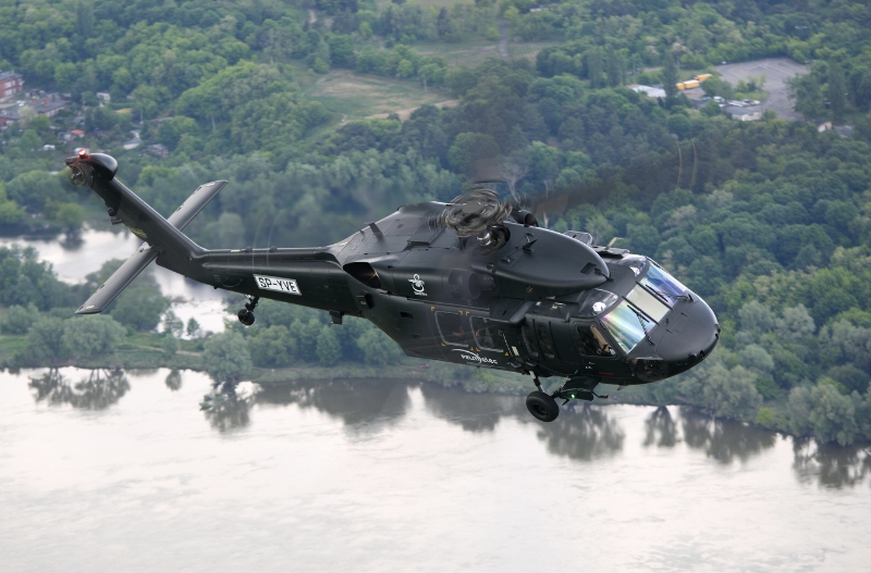 CHILEAN AIR FORCE SIGNS A CONTRACT FOR SIX BLACK HAWK HELICOPTER - Blog ...