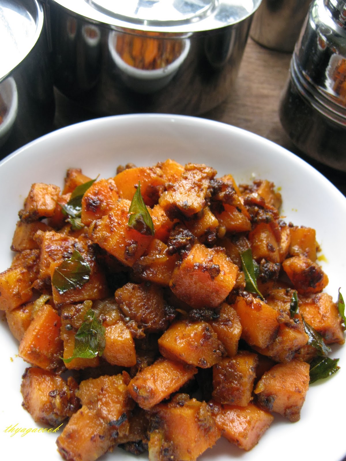 DAUN KARI Masakan Malaysia.....: LOBAK MERAH MASALA