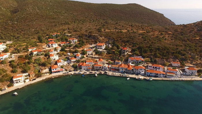 σπυρος πετρολεκας: το φιορδ του ΖΑΡΑΚΑ