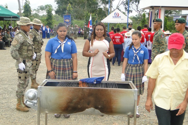ISAE Universidad Sede Metetí-Darién: ISAE METETÍ REALIZA 2° ACTO DE ...