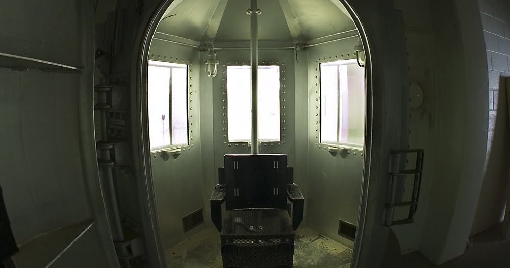 Encyclopedia of Trivia: Gas Chamber