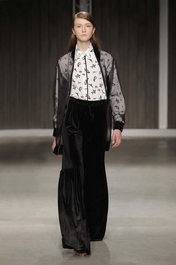 Carlos Gil - Desfile coleção feminina outono-inverno 2017