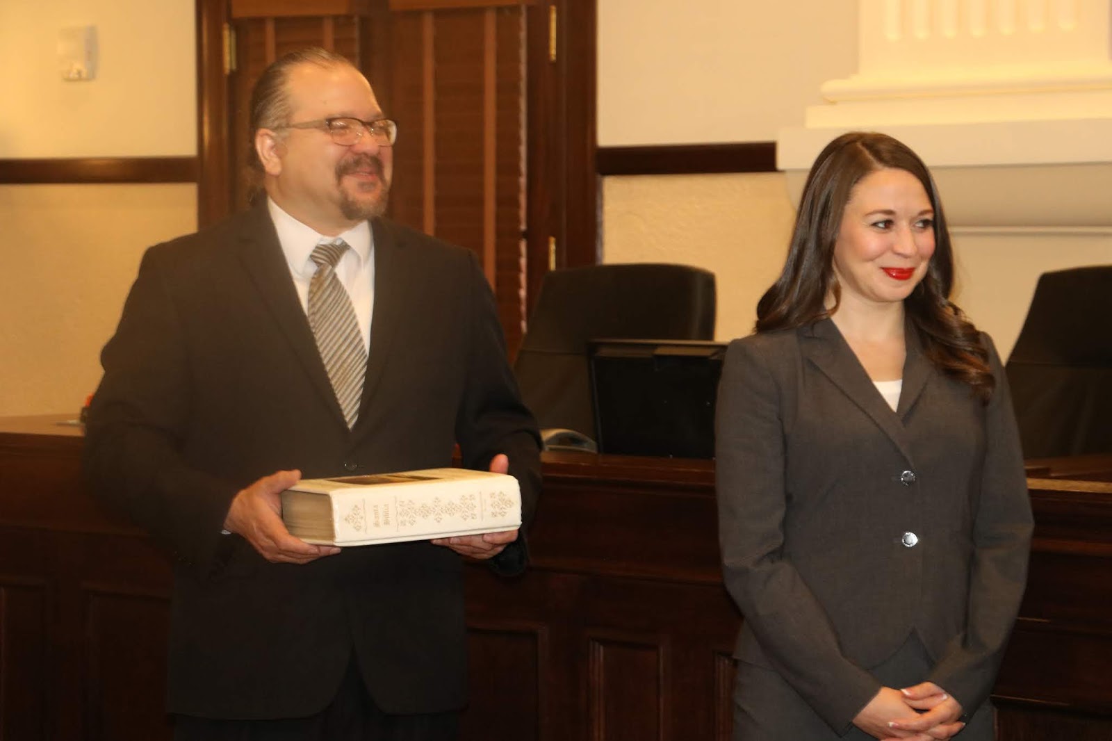 Walker Report - Shedding Light on Bexar County: Monique Diaz sworn in 4 ...