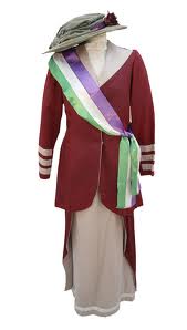 Back to the Fashion: 1910-1913 Suffragettes