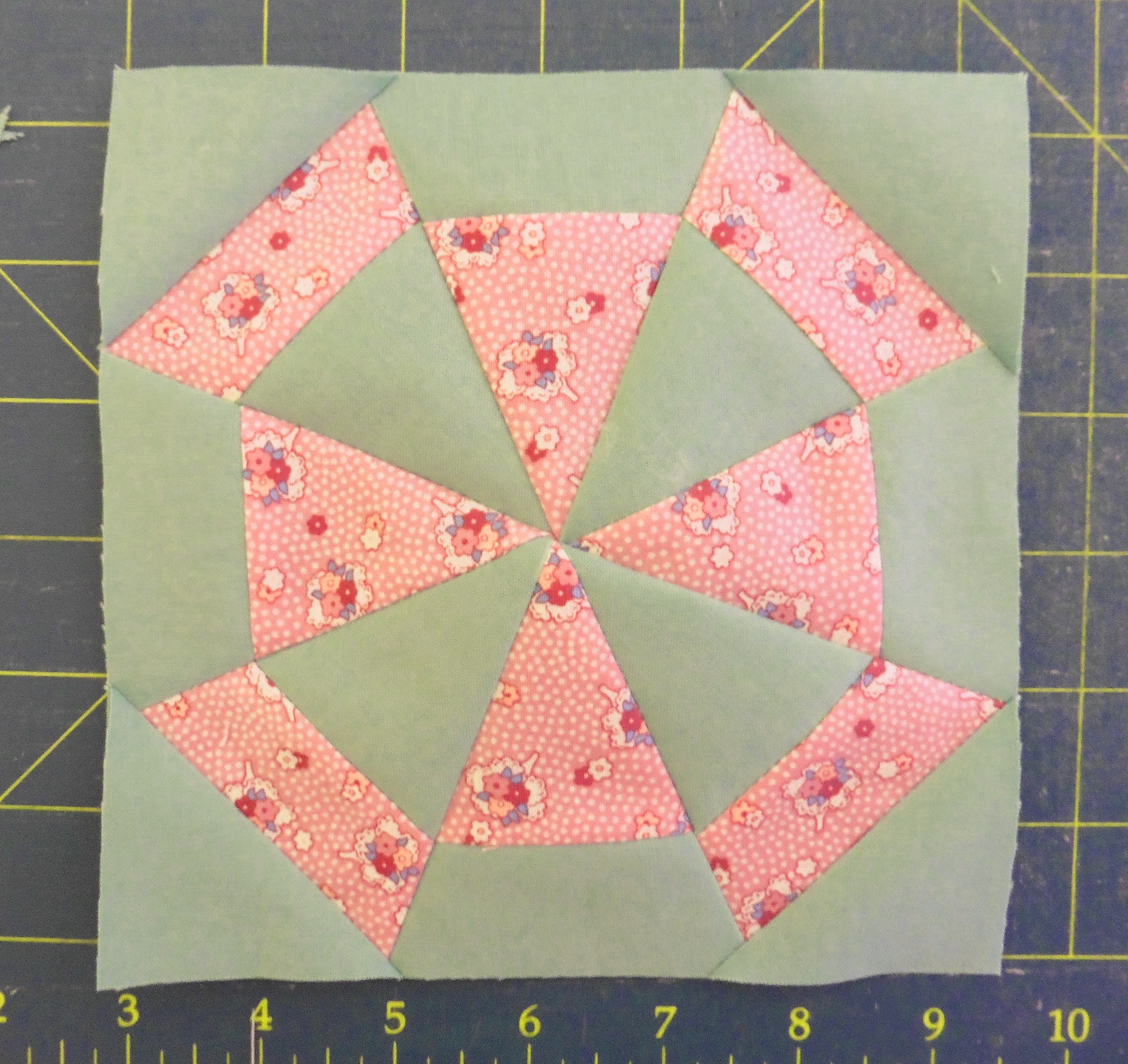 Chester Criswell Quilt and Friends: Spider Web Quilt Block