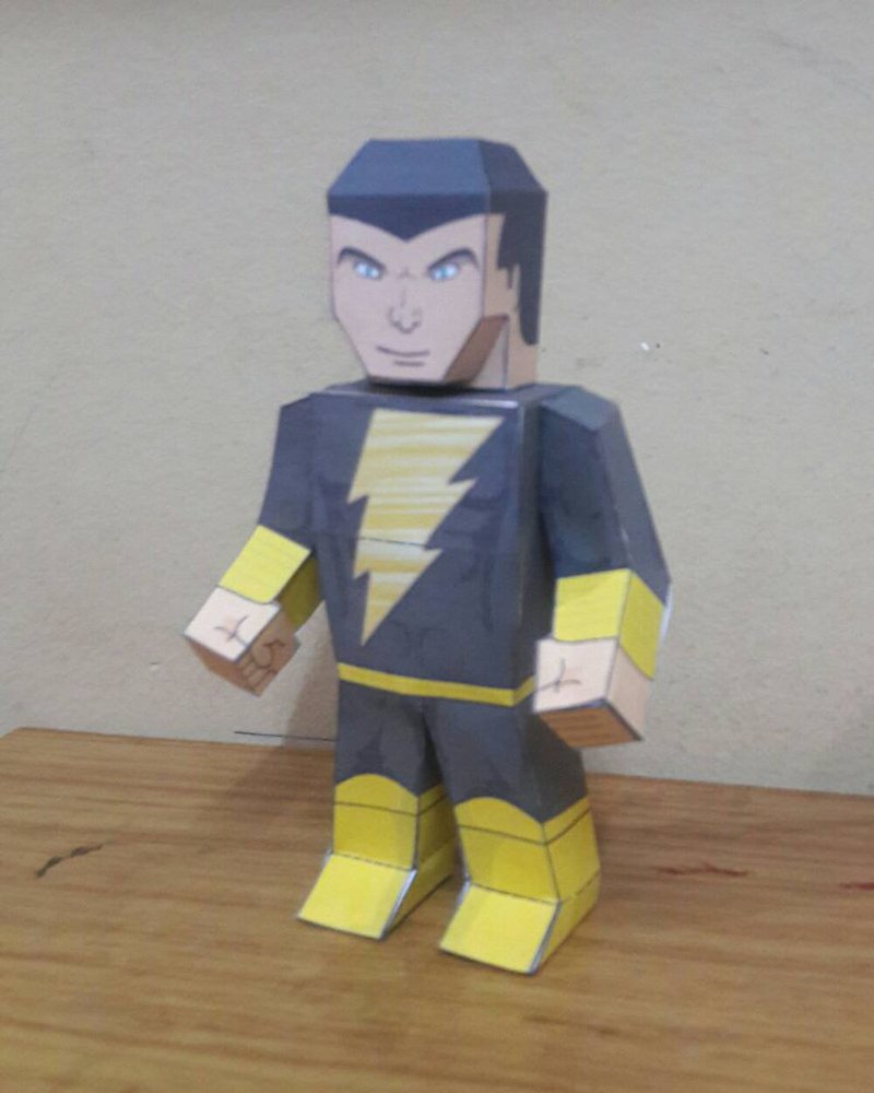 Fabulous Craft: Black Adam paper hero
