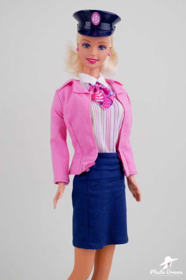 Plastic Dreams Dolls :: Barbie et miniatures: Travel Train Fun Barbie Doll