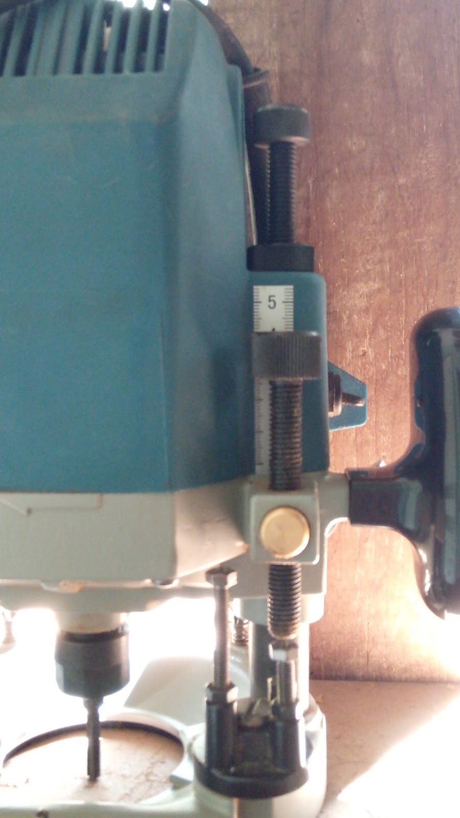 Do or DIY: Dongcheng DMR12: What a superb machine