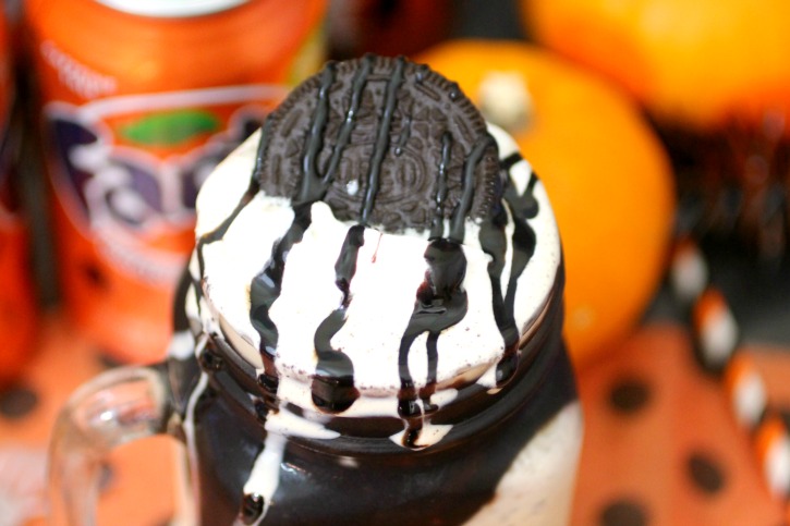 Hungry Harps: Cookies and Orange Cream Milkshakes {featuring OREO and ...