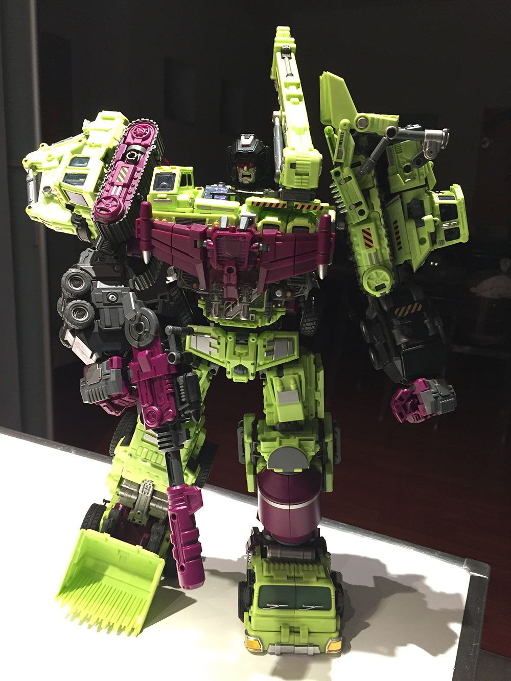 Gravity Builder, il Devastator di Generation Toys finalmente completo e ...