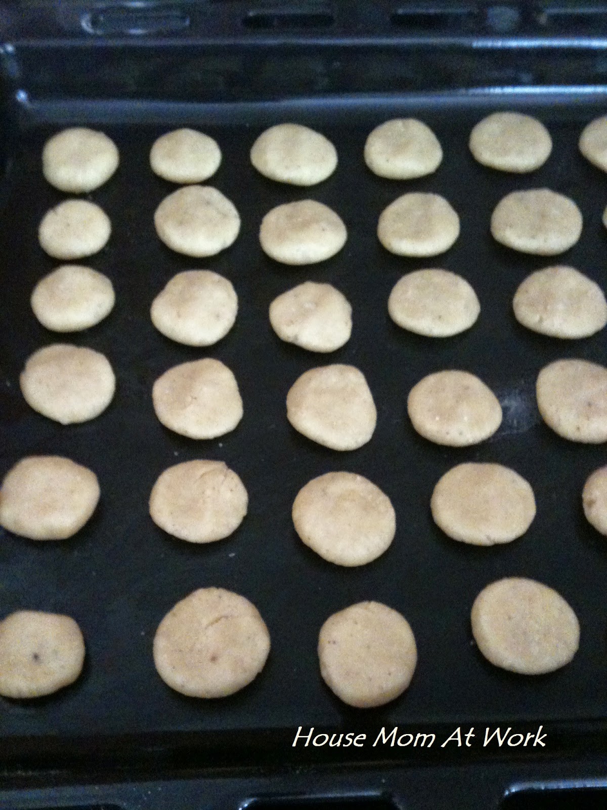 House Mom At Work: Nankhatai / Indian Chai Biskoot / Indian Short Bread ...