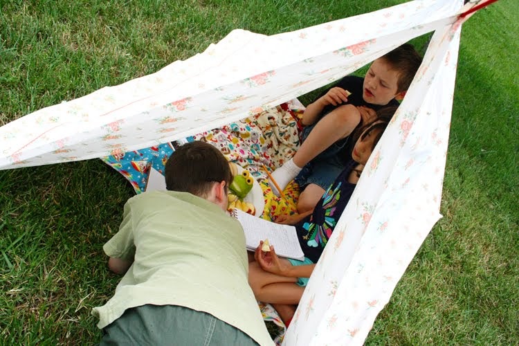 You know how we're an art family...: {this moment} - a frog in the tent