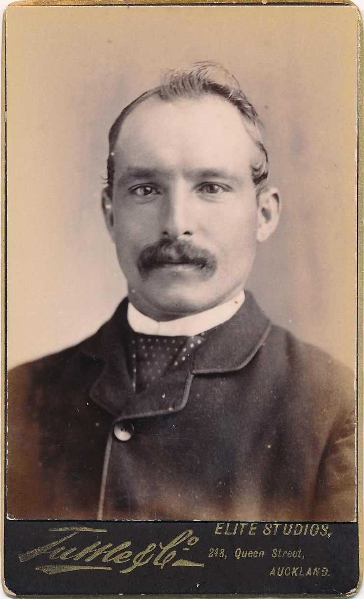 Early New Zealand Photographers: Tuttle & Co.