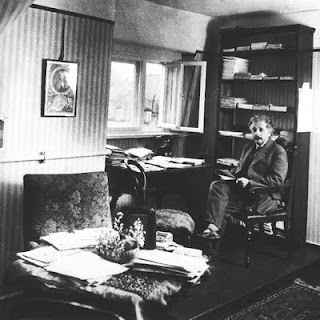 FAMOUS CHARACTER: Albert Einstein: What is his house like?