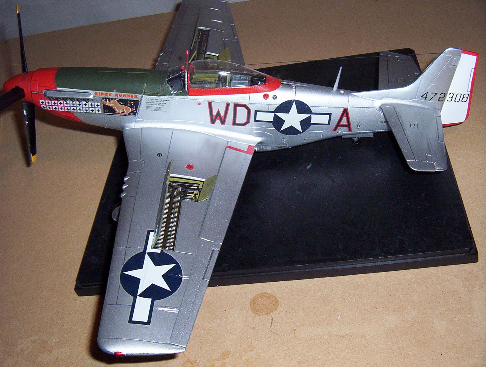 Scale Model Hobby: P-51D Mustang 1:24 scale