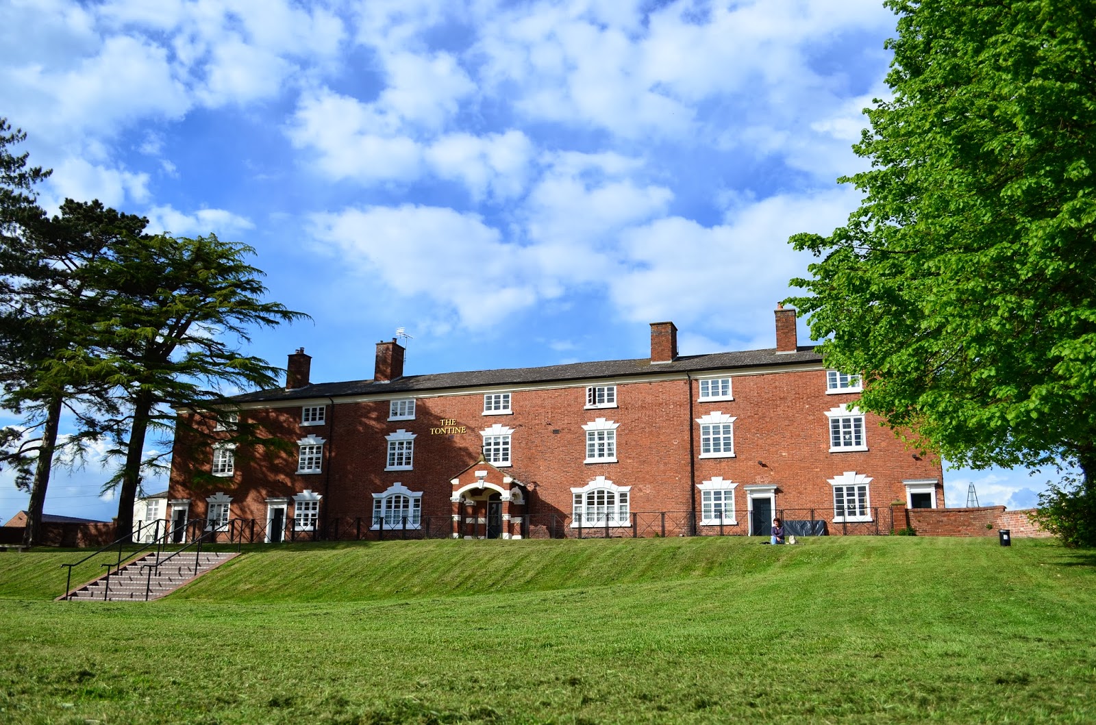 Pubs: Then & Now: #140 The Tontine, Stourport-on-Severn, Worcestershire ...