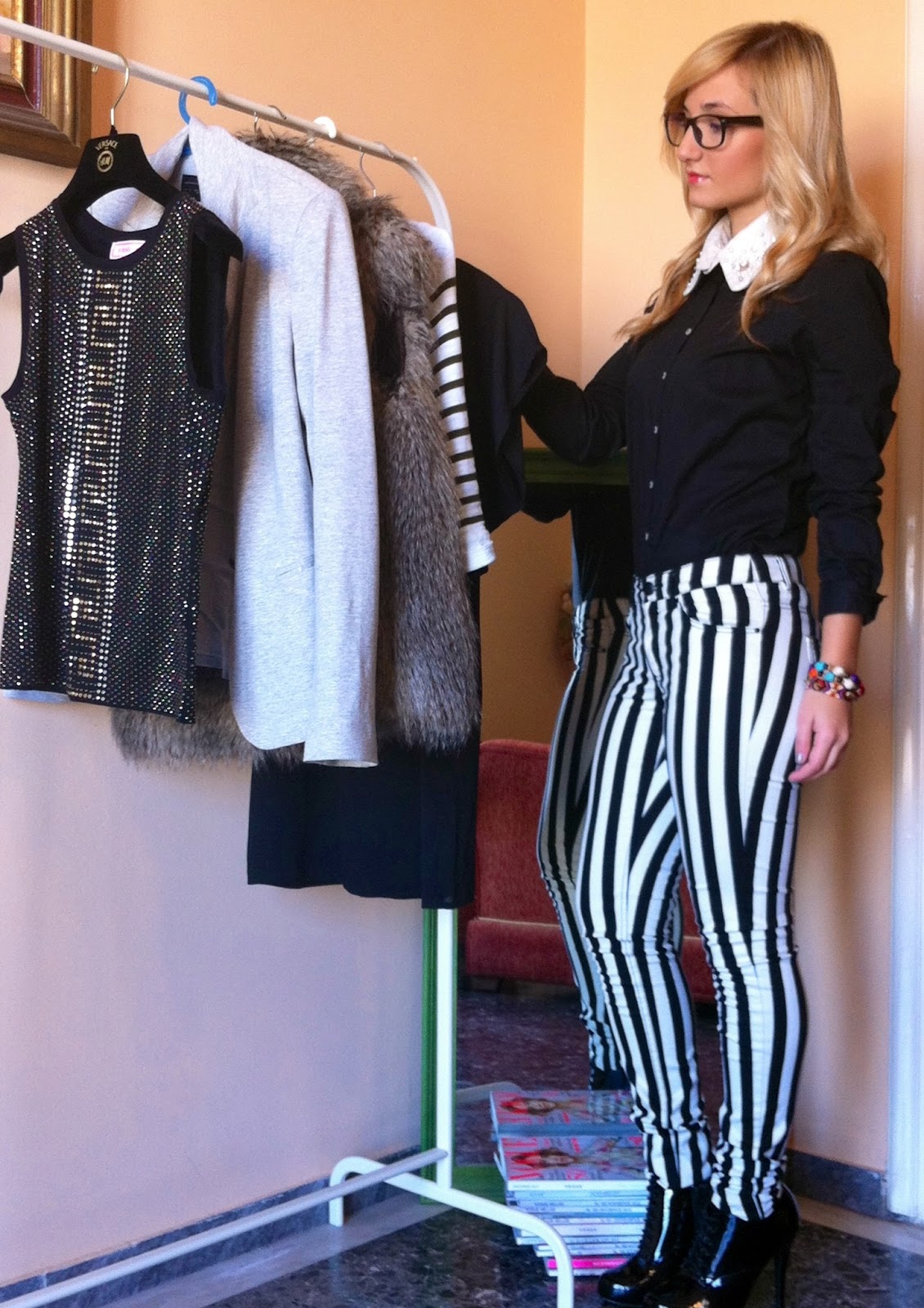 talking about f: Looking For The Perfect Outfit With Firmoo Glasses