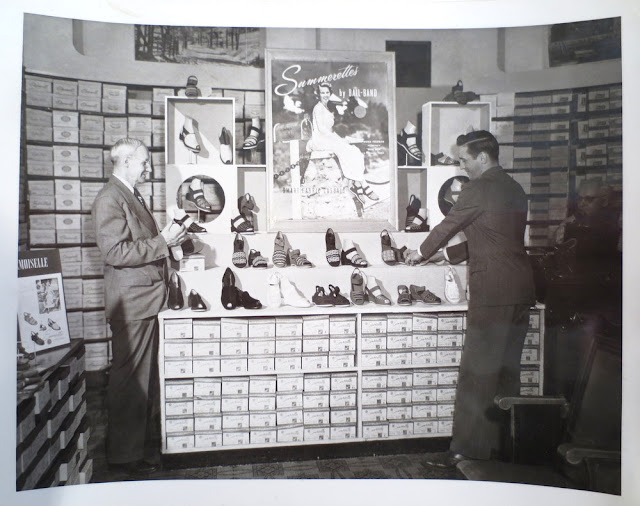 small earth vintage: shoe store, 1950
