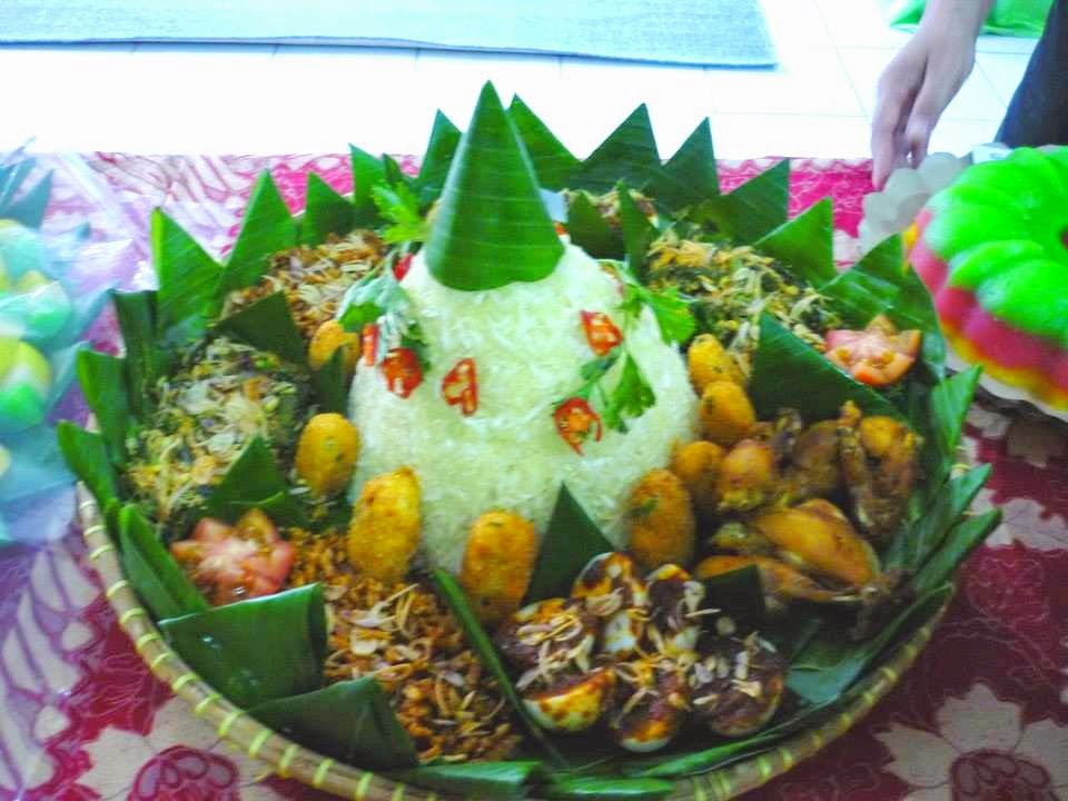 Nasi Tumpeng Singkong Yang Lekker