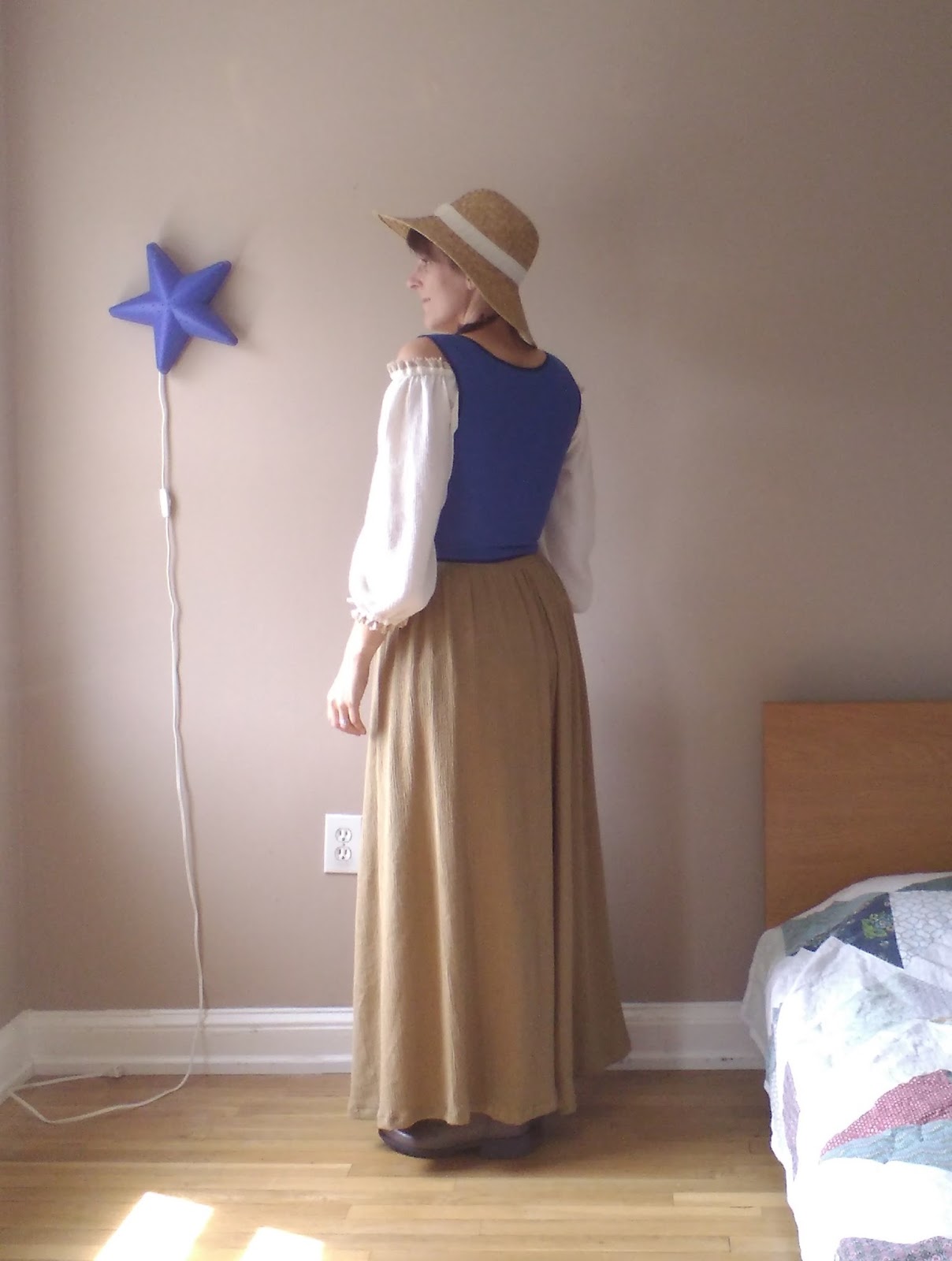 Made By A Fabricista: Renaissance Faire Costume