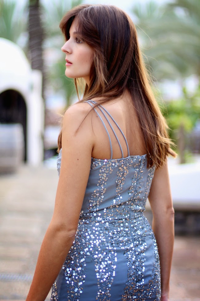 Marilyn's Closet - FASHION BLOG: Silver Woman Virgos Lounge