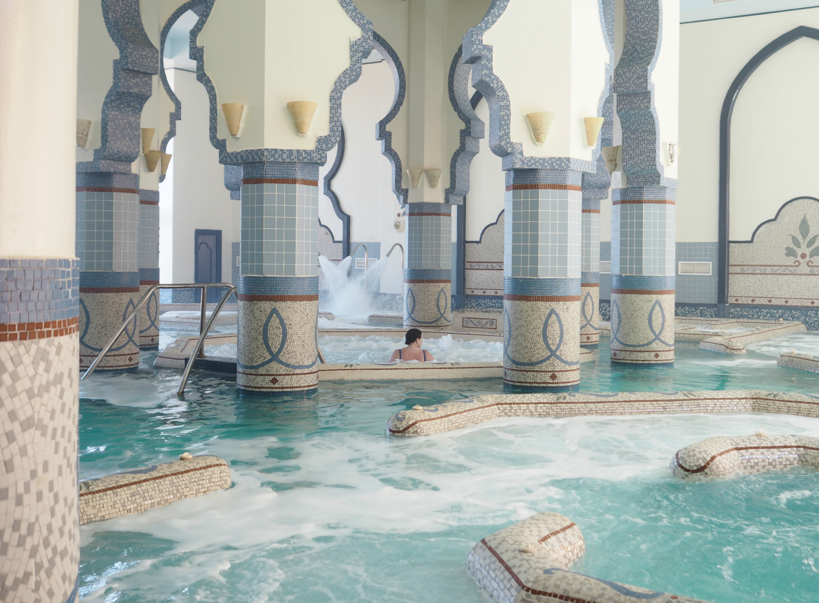 Thalasso Therapy: All You Need To Know About This Unique Toning ...