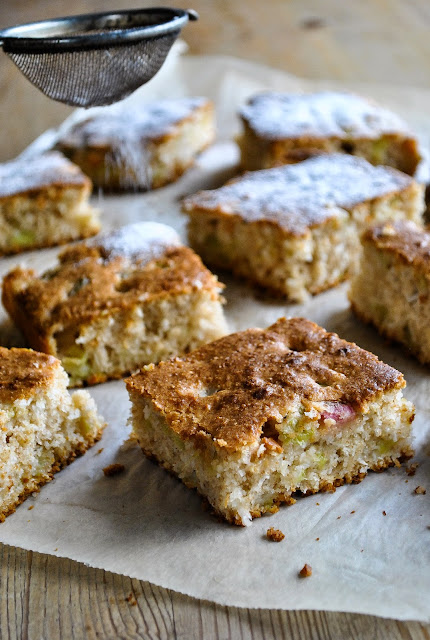 Imeline rabarberikook | Taimetoit.ee