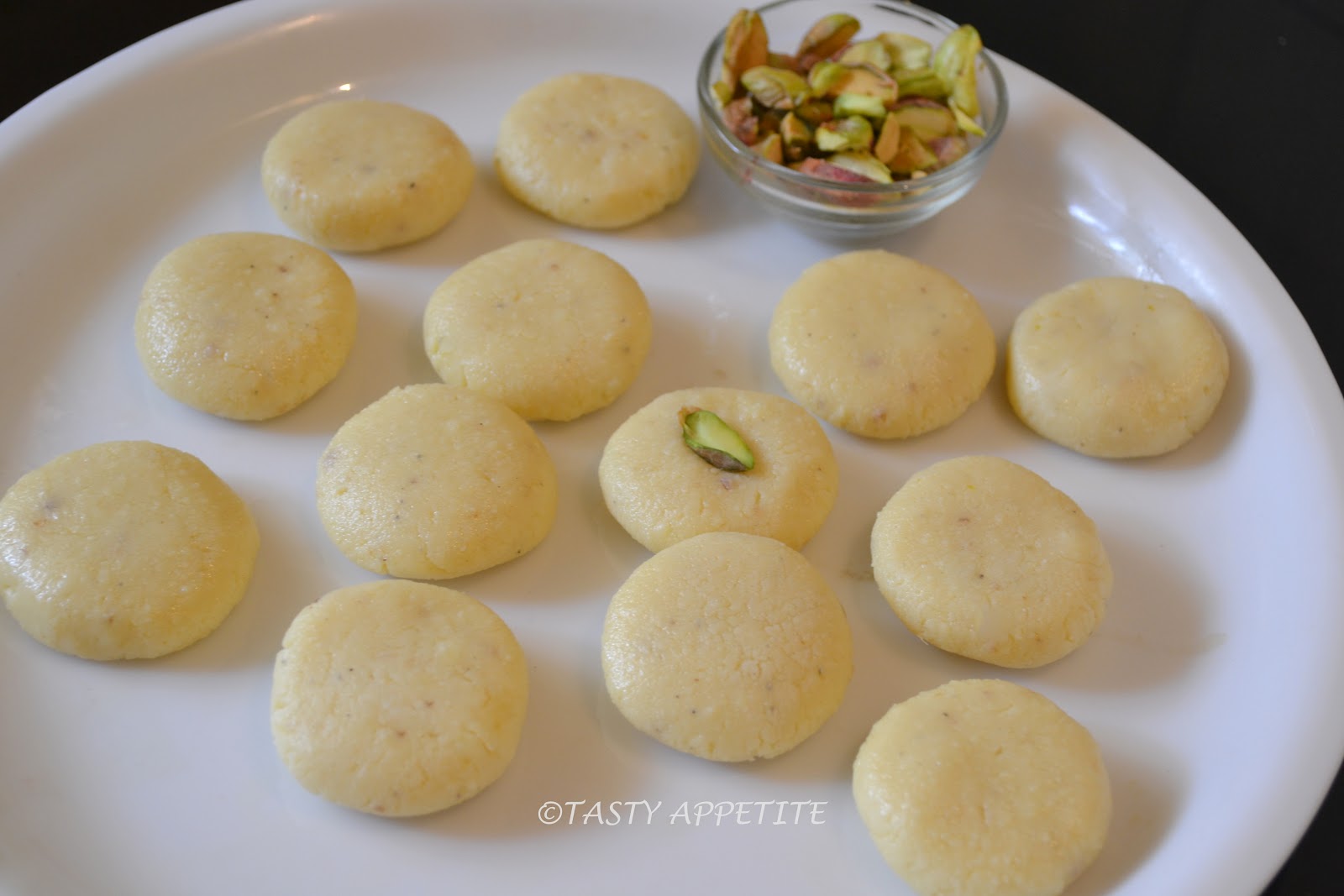 How to make Doodh Pedas(Milk Peda cookies) Step by Step! | Rayhanah's ...