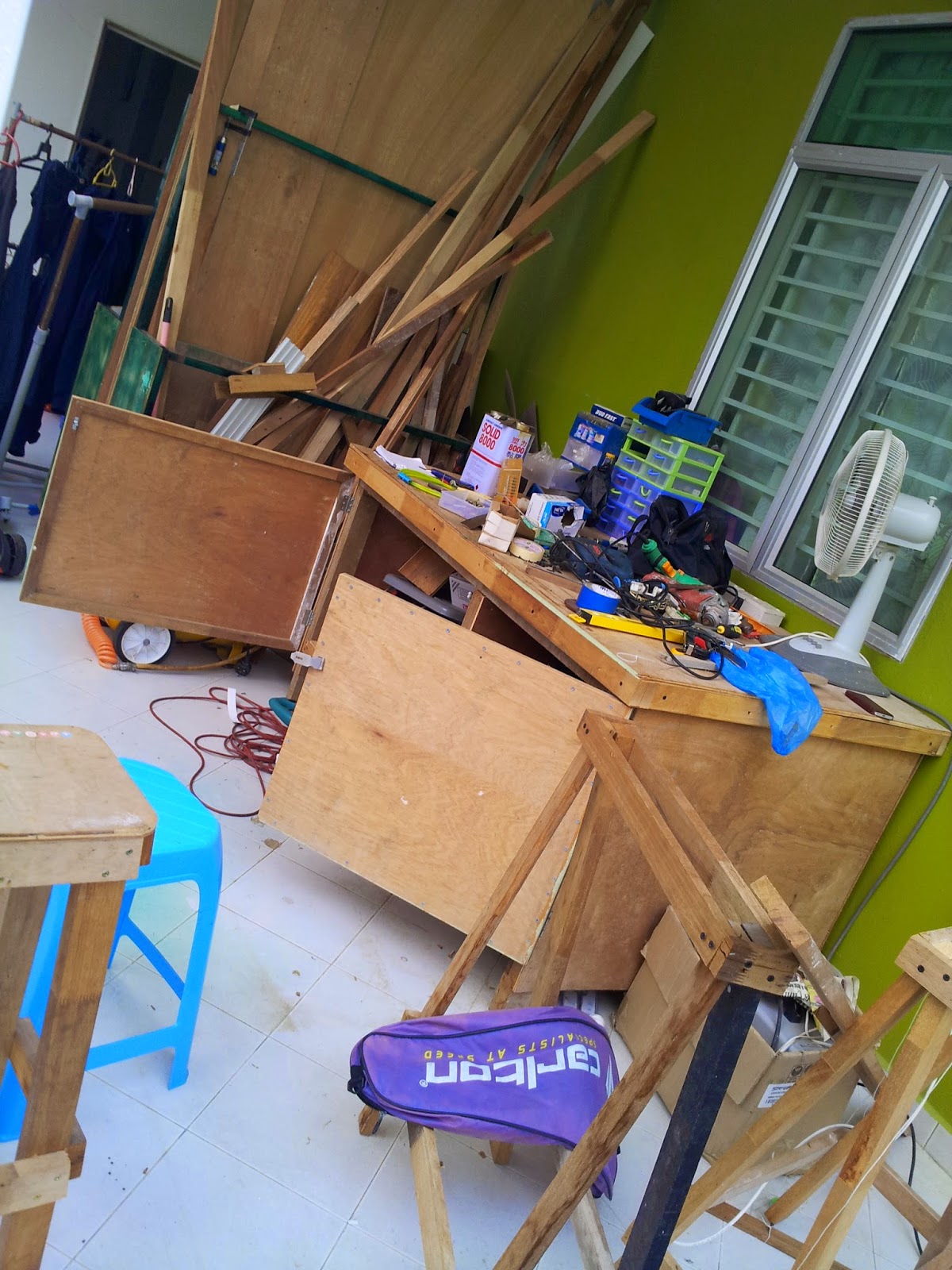 TruelyMe........: DIY store luar rumah.