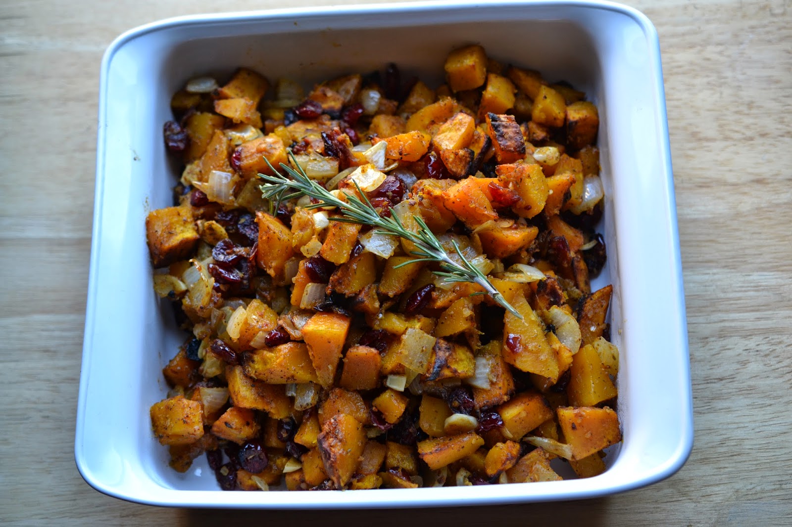 Greedy Girl : Roasted Pumpkin cranberry hash