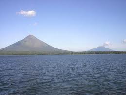 Turismo X Nicaragua Lago Xolotlán o Lago D Managua