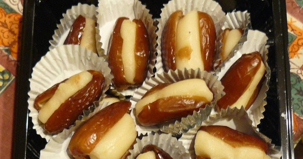 Street Food, Cuisine du Monde: Recette de dattes fourrées à la pâte d ...